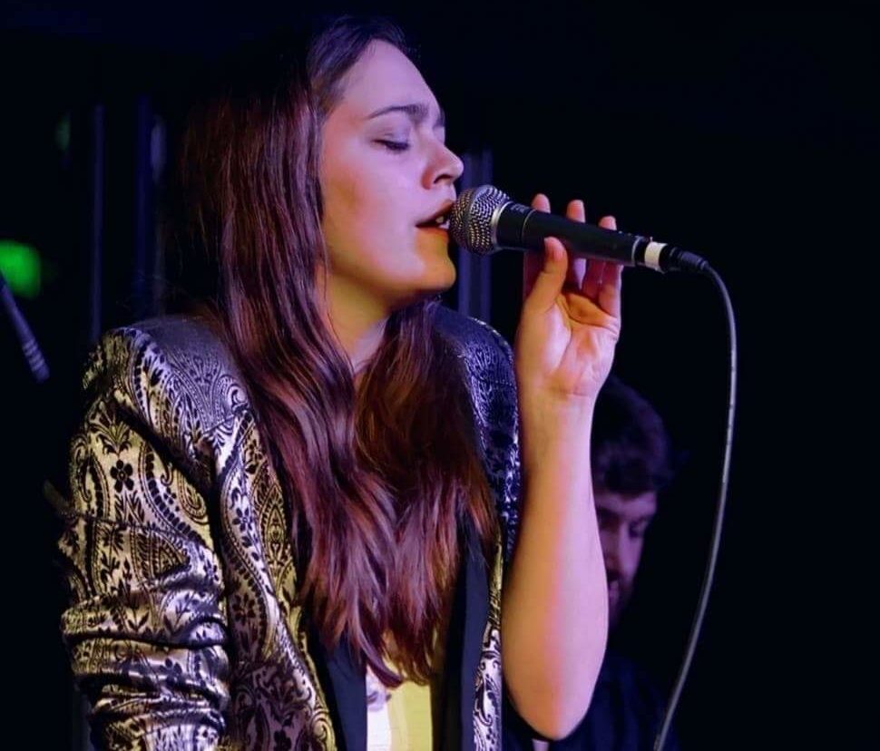 Nina Bloom & Groove Train Jazz - City Golf Club